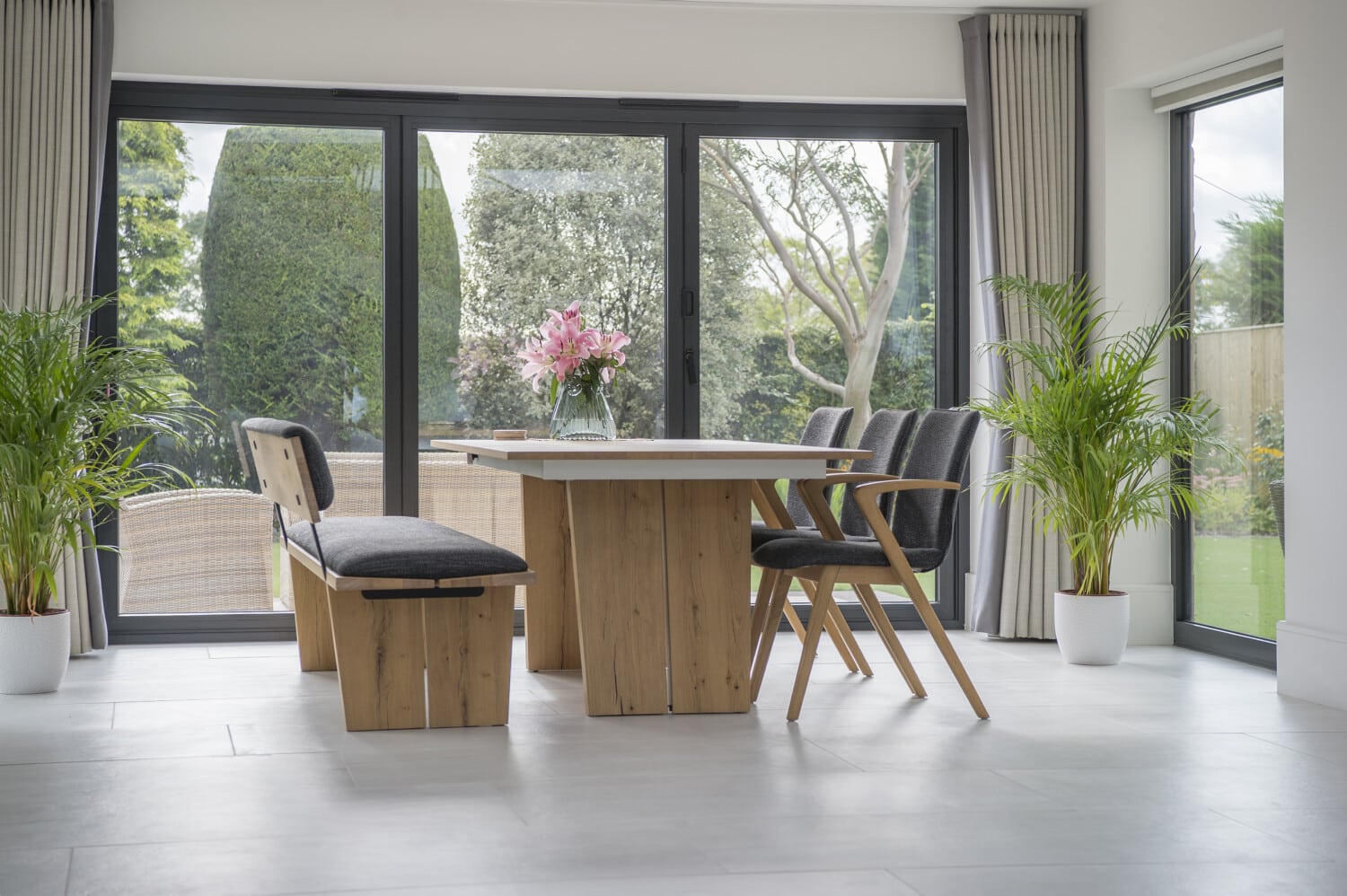 XP10 | 3 Panel | Aluminium Bi-Fold Doors | Express Bifolds Direct