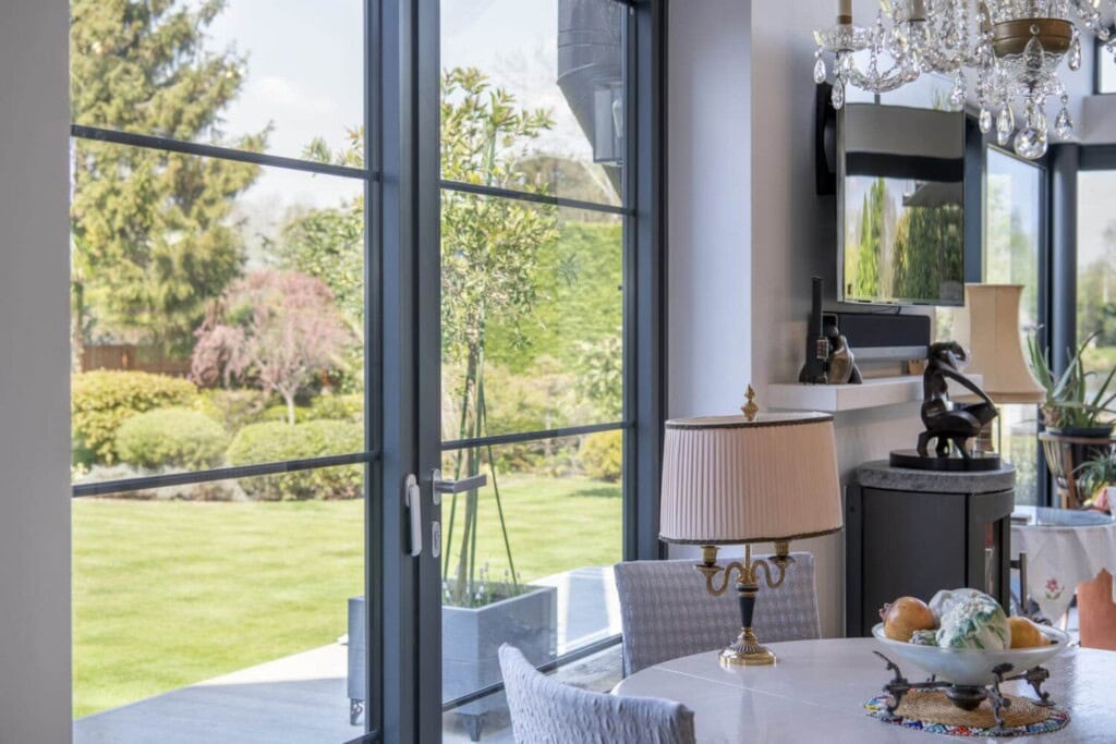 Express Bi-Folds Direct - Aluminium Bi-Folds & Sliding Doors